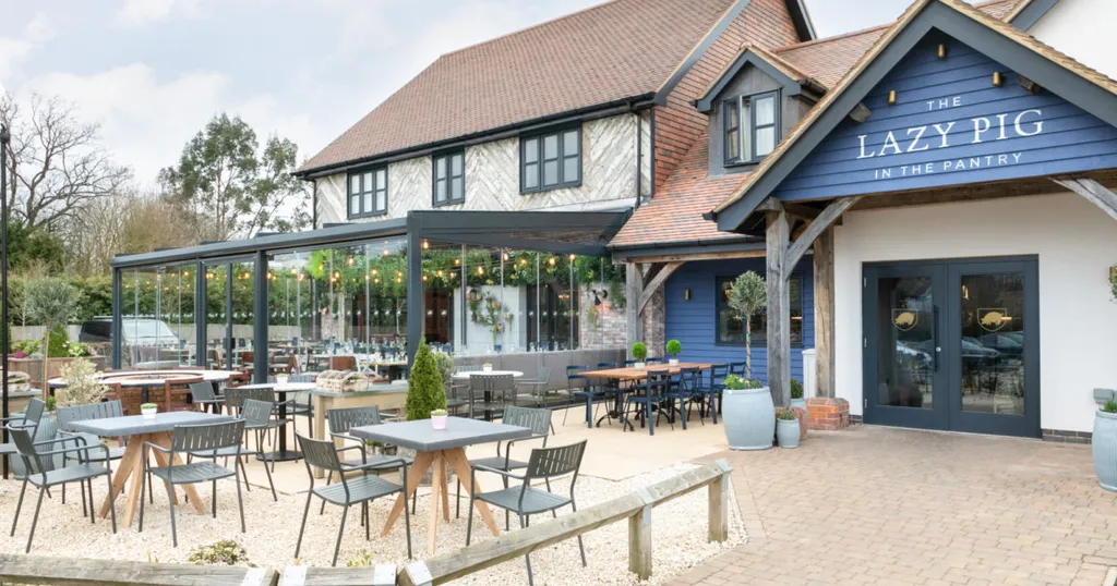 The Lazy Pig in the Pantry | Crown Outdoor